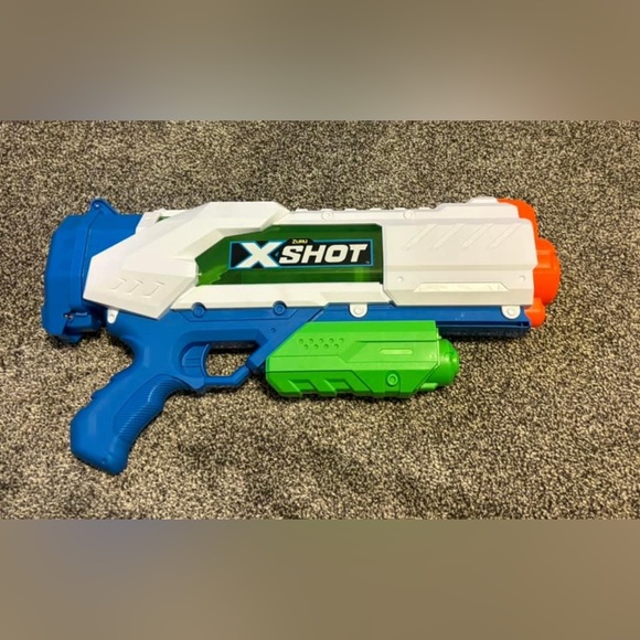 Zuru | Toys | Zuru Water Gun | Poshmark